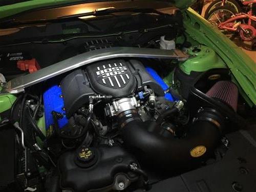 Airaid Mustang Cold Air Intake Kit (12-13) Boss 302 450-321