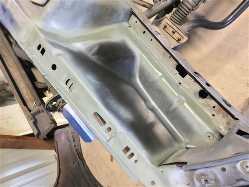 Mustang Front Fender Apron Pair with No Holes (79-93)