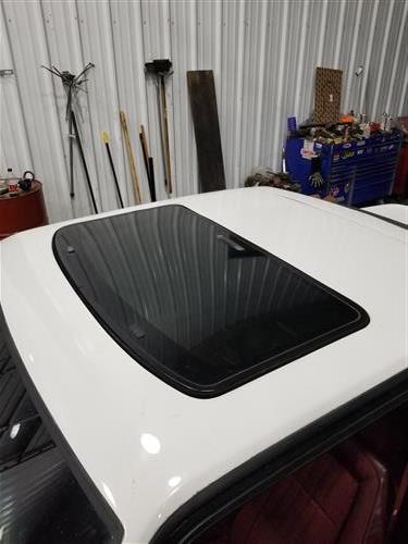 Mustang Sunroof Weatherstrip Kit (79-93) - LMR.com