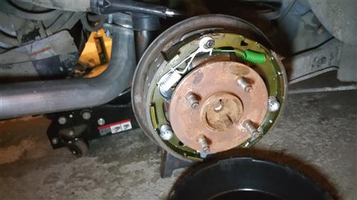 Mustang Rear Drum Brake Rebuild Kit (80-93) - LMR.com