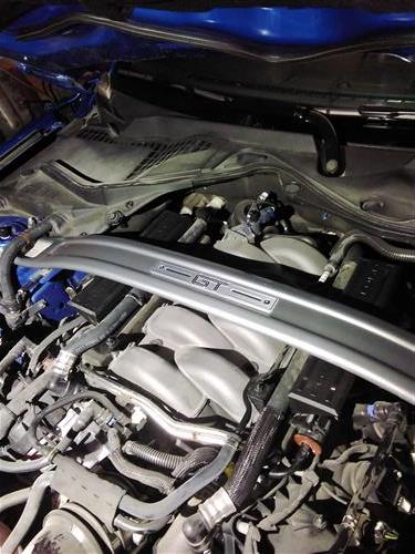 Ford Performance Mustang "Powered By Ford" Engine Dress Up Kit (18-20 ...