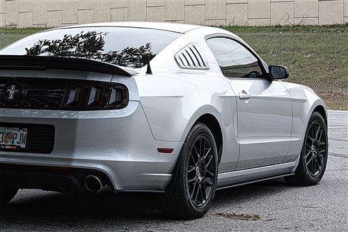 Roush Mustang Rear Side Splitters (10-14) 421405 - LMR