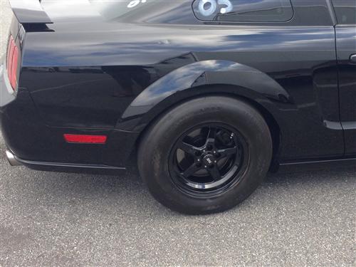 SVE Mustang Drag Wheels – 15x10 Gloss Black (05-14)