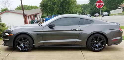 SVE Mustang R350 Wheel - 19x10 - Gloss Black (05-20)