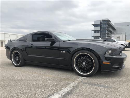 SVE Mustang Series 3 Wheel - 20x10 Gloss Black (05-21)