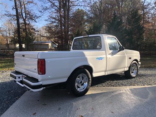 SVE F-150 SVT Lightning Gen 1 Wheel Kit - 17x8 - Chrome (93-95)