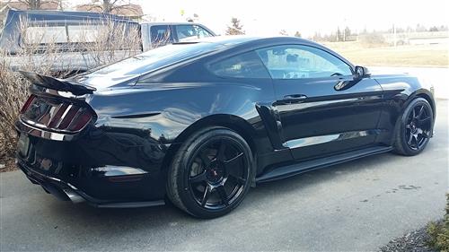 SVE Mustang R350 Wheel Kit - 19x10 - Gloss Black (15-20)
