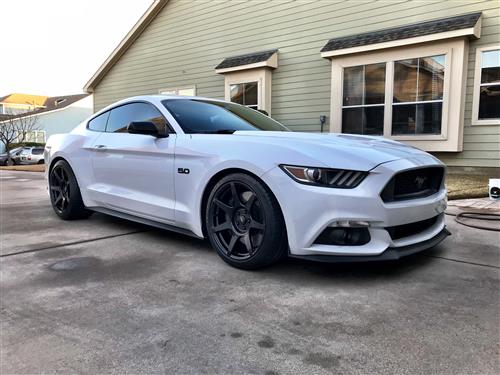 SVE Mustang R350 Wheel Kit - 19x10/11 - Gloss Black (15-21)